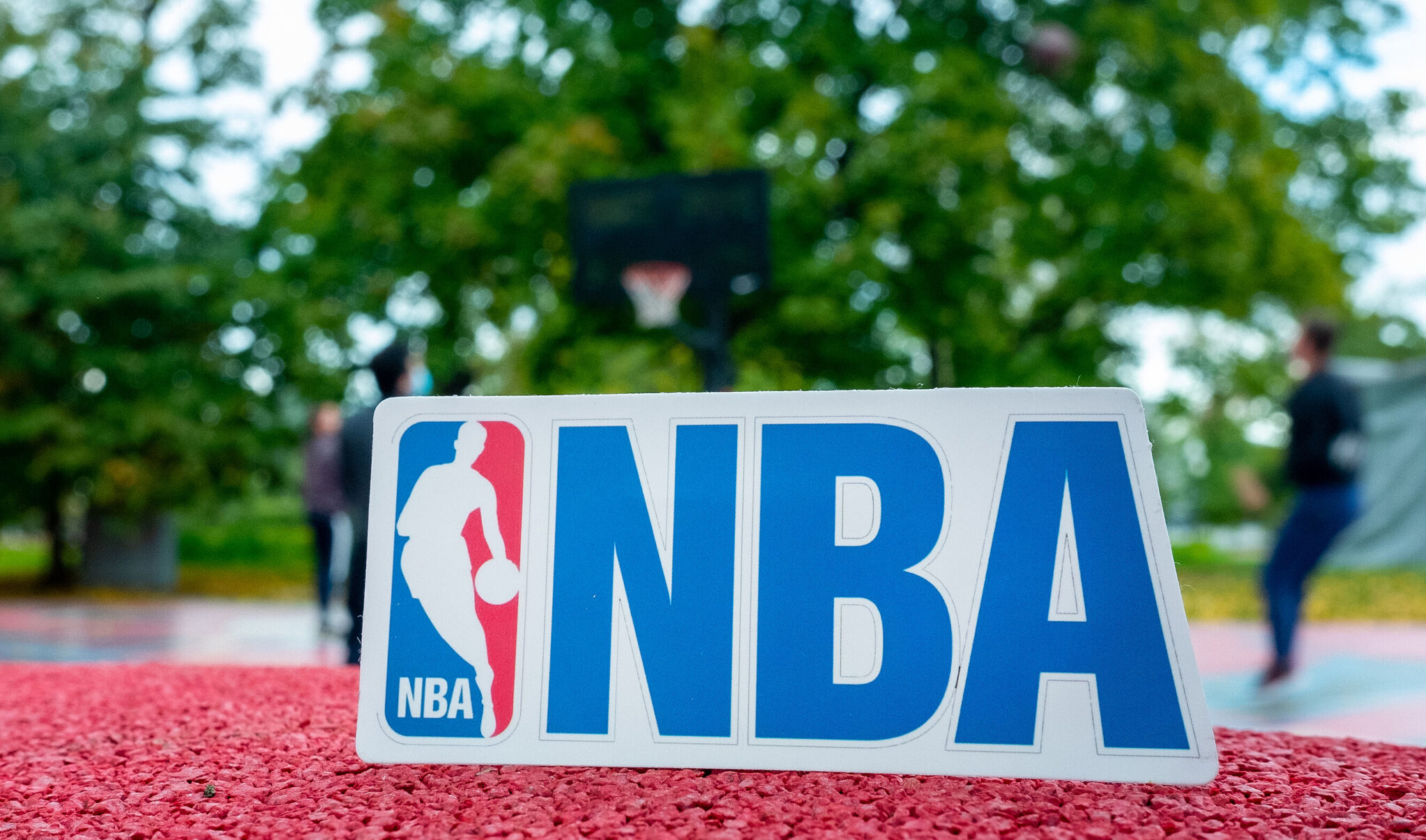 【NBA】NBA2024平均身長体重・各チームロスター平均年齢&平均リーグ在籍年数ランキング。他競技アスリートとの2ショットで実感するNBA ...